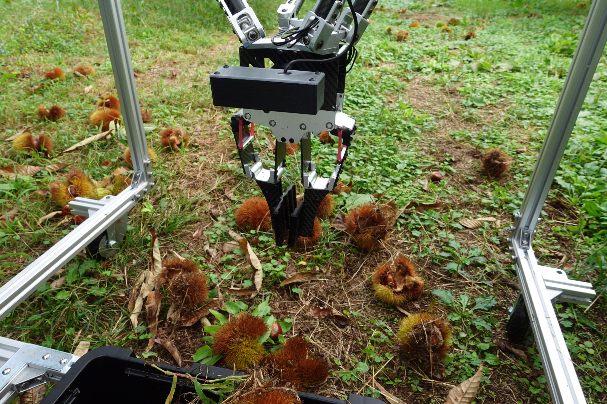 Delta Robot – StepByStep Robotics